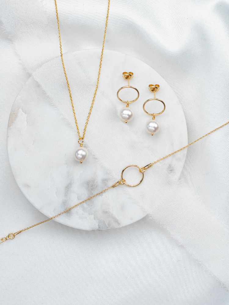 Toni Gold Brautschmuck Set mit Perlen – Perlenbräute